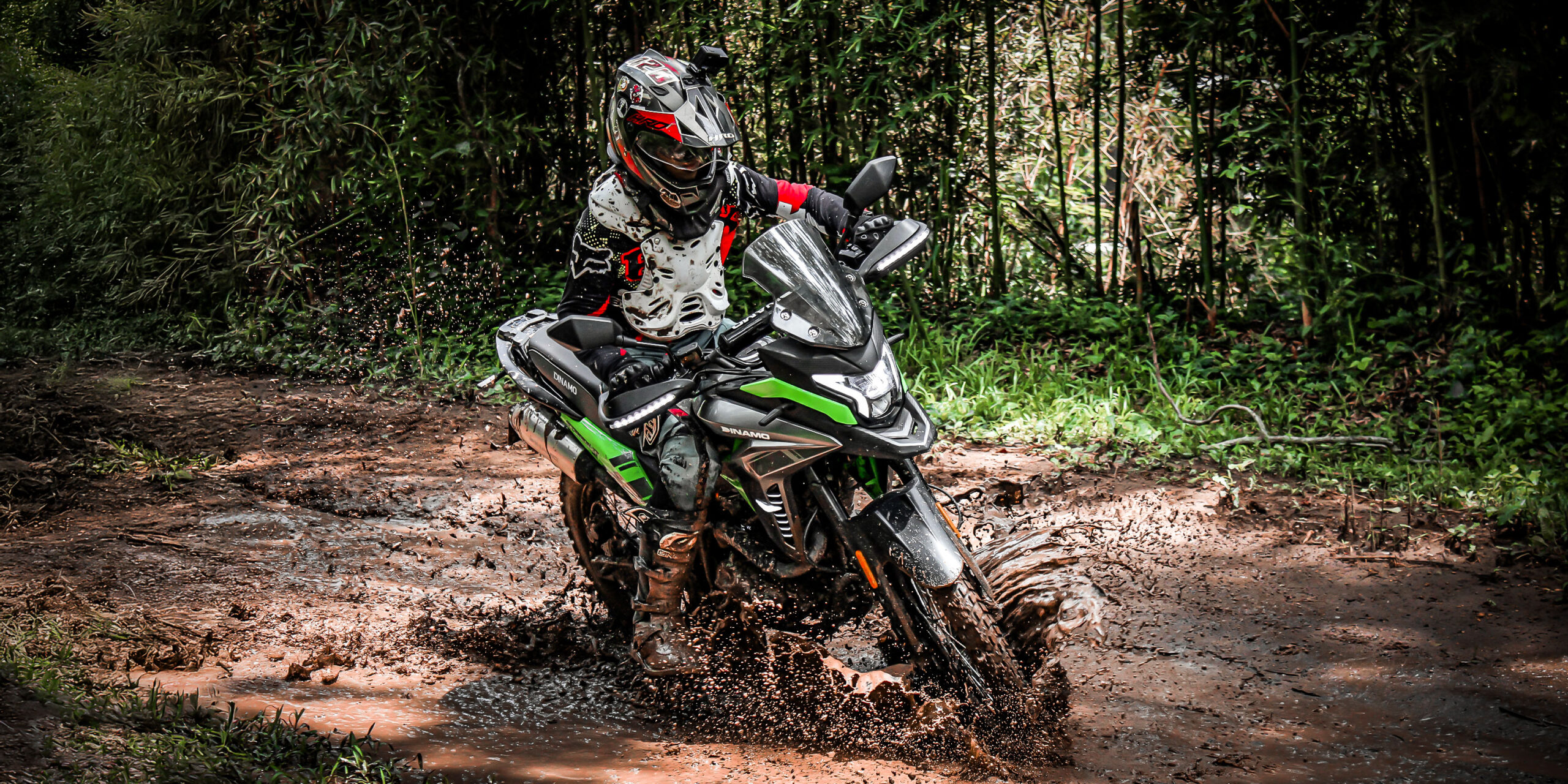Scorpion XT - Motocicletas DINAMO