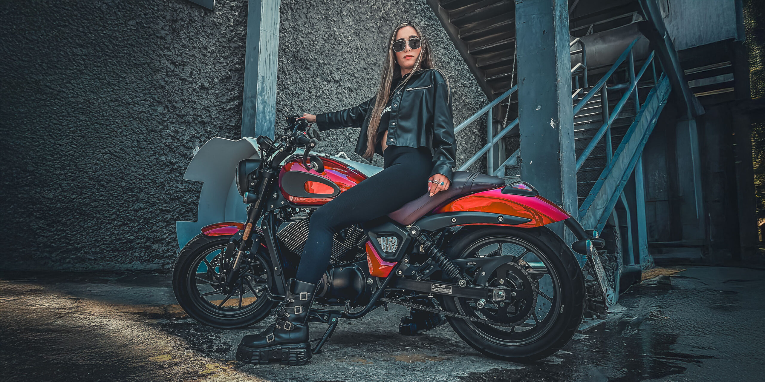 B-52 - Motocicletas DINAMO